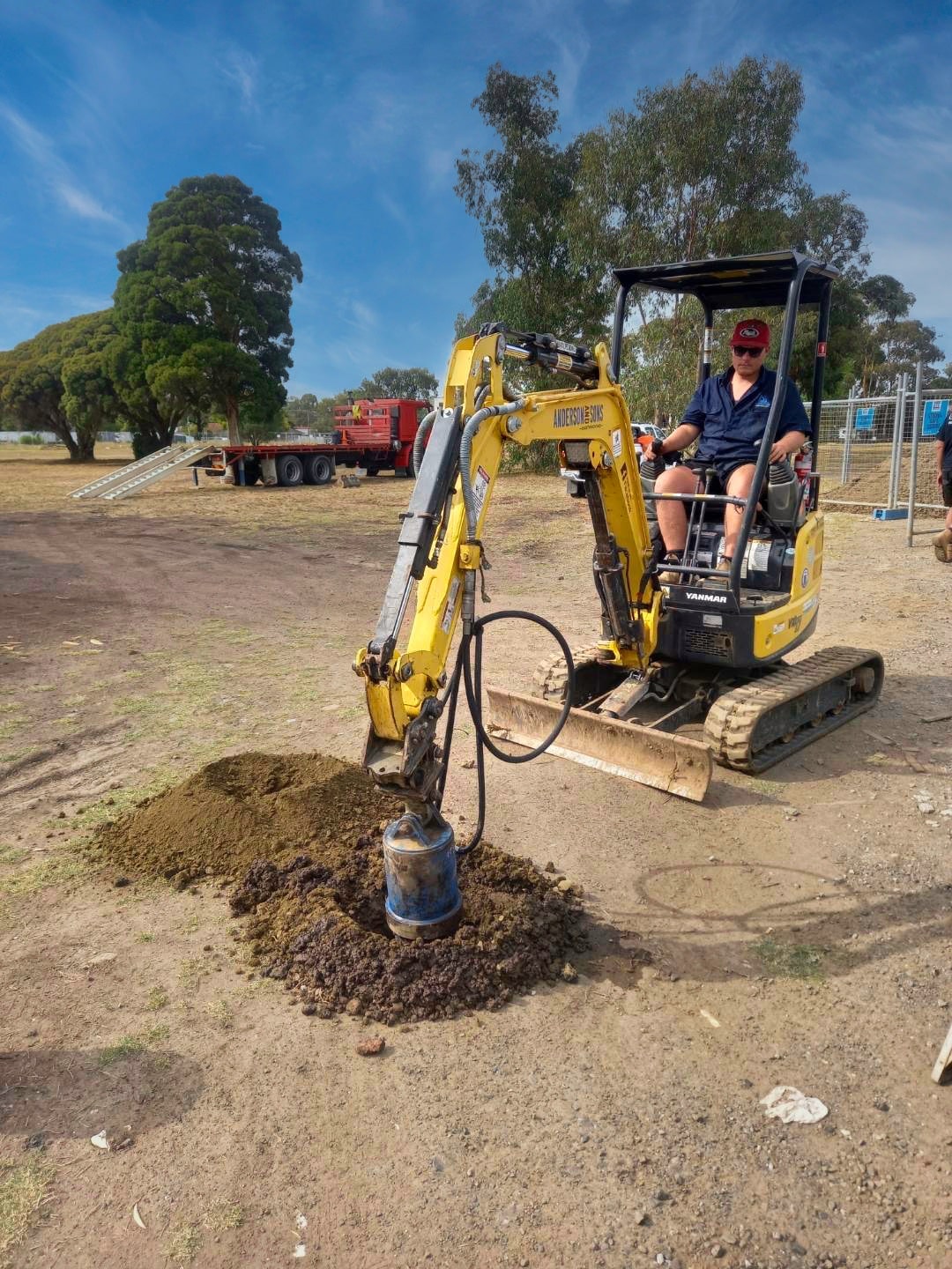 Temporary Builders Power Pole Hire Melbourne - Construction Site Power ...